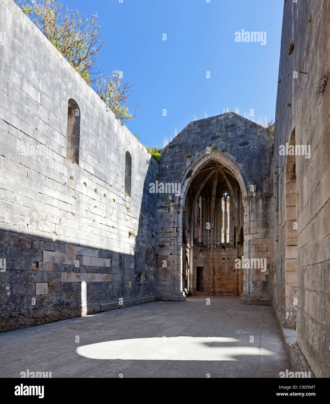 Apse and nave of the Nossa Senhora da Pena Church (aka Santa Maria da ...