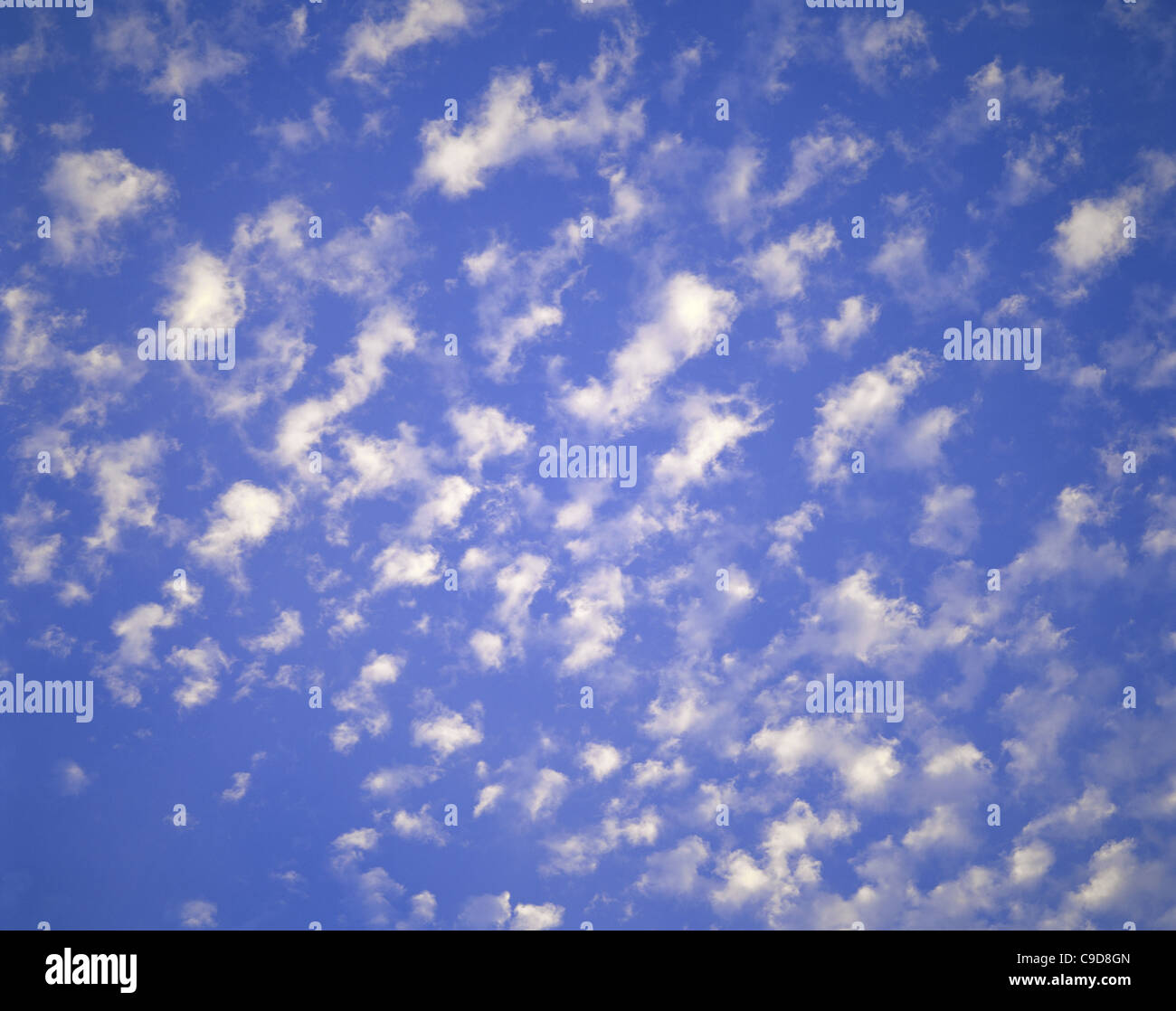 Wispy clouds in the sky Stock Photo - Alamy