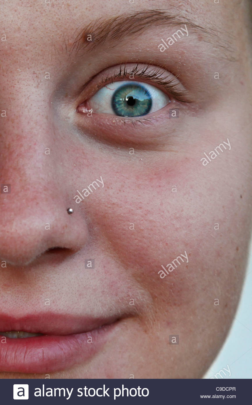 Wide Eye Stock Photos & Wide Eye Stock Images - Alamy