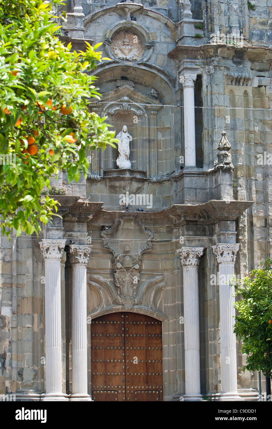 Spanish church exterior hi-res stock photography and images - Alamy