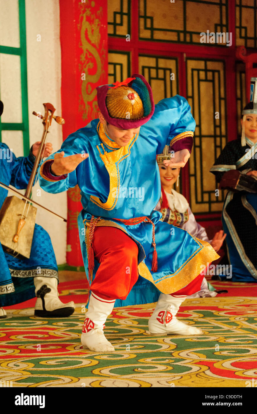 Mongolian dance theatre hi-res stock photography and images - Alamy