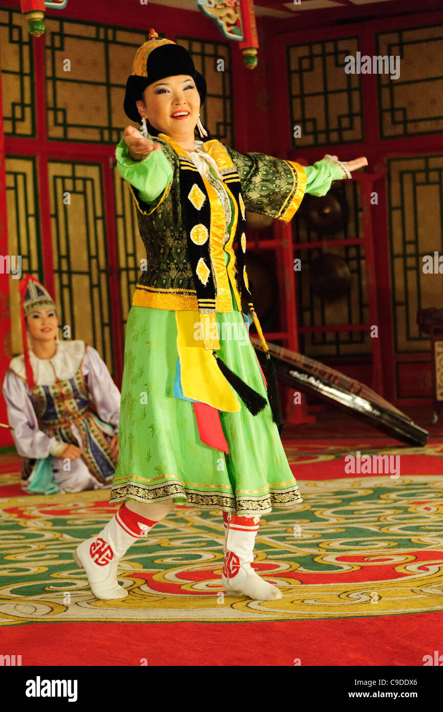 Mongolian Mask Dance High Resolution Stock Photography and Images - Alamy