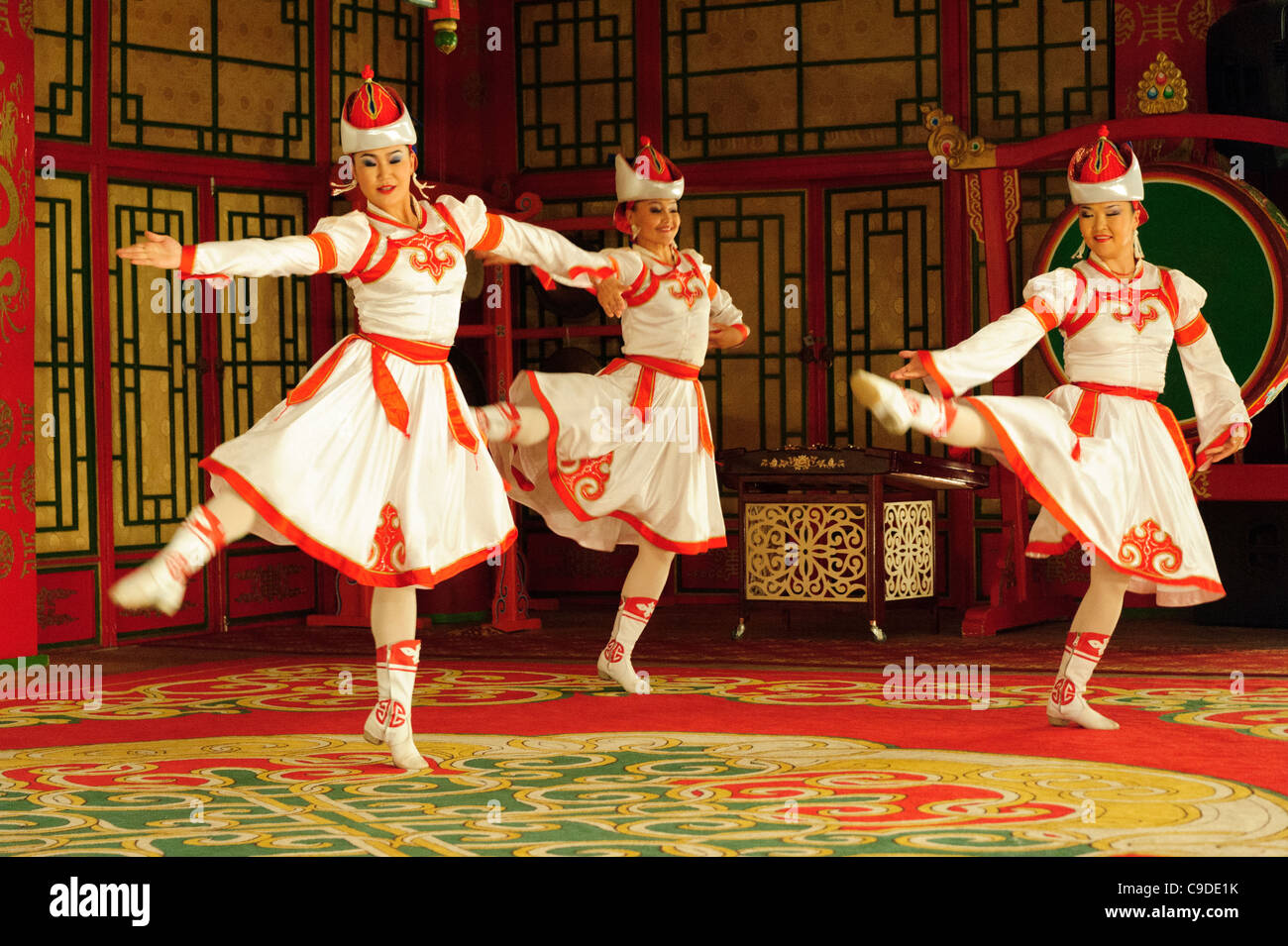 Tumen Ekh ensemble perform traditional mongolian dance, music Stock ...