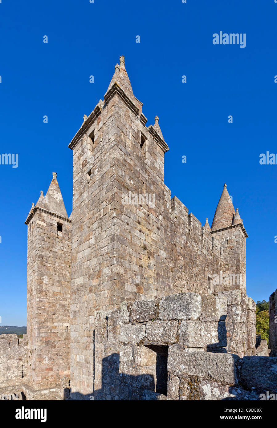 Castelo medieval santa maria da feira hi-res stock photography and ...