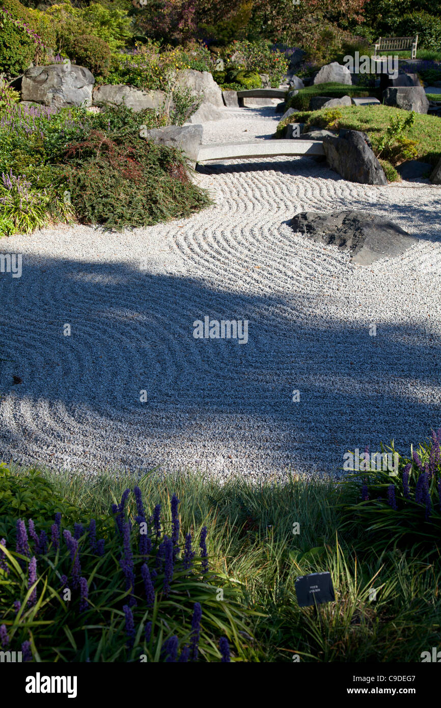 Karesansui hi-res stock photography and images - Alamy