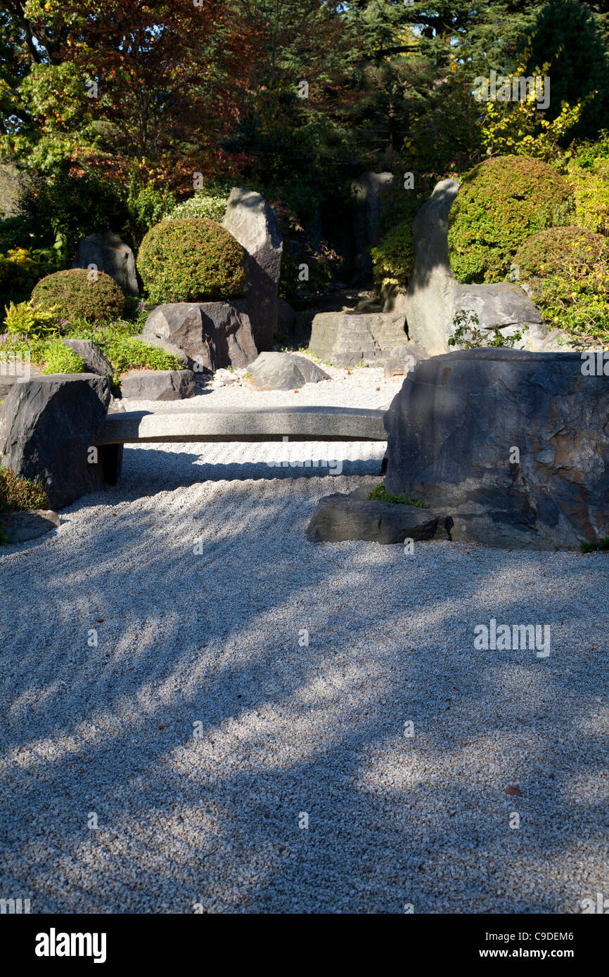 Karesansui hi-res stock photography and images - Alamy