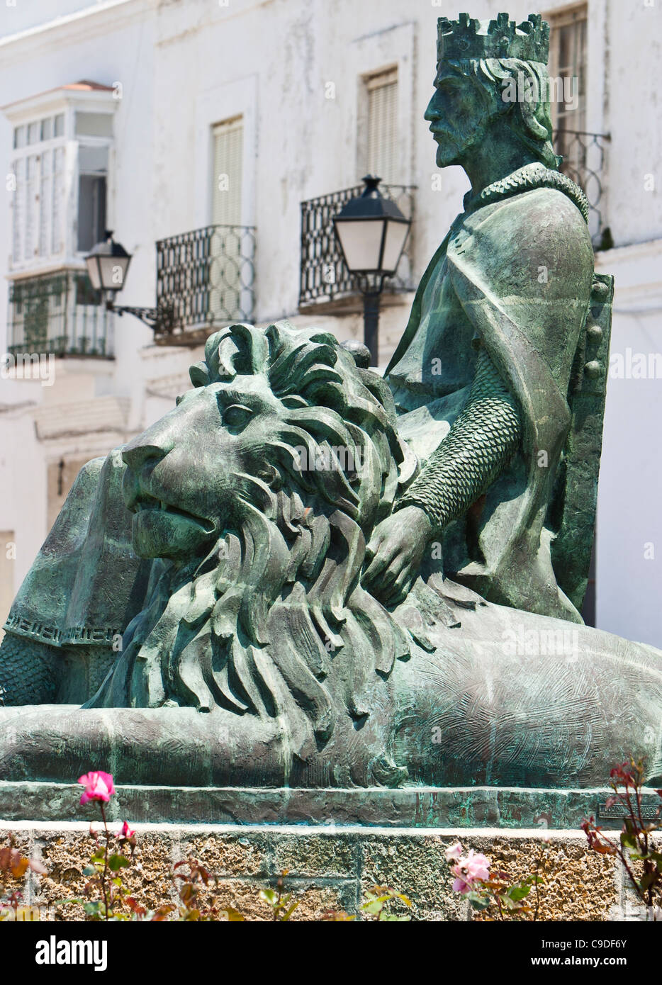 Sancho IV el Bravo statue outside the castle, Tarifa, Costa de la Luz ...