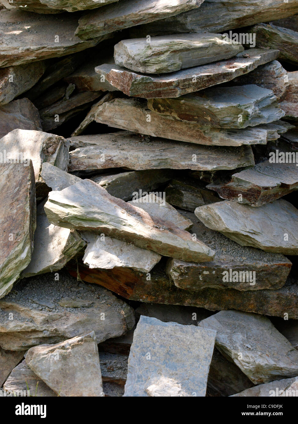 Pile of old slates hi-res stock photography and images - Alamy