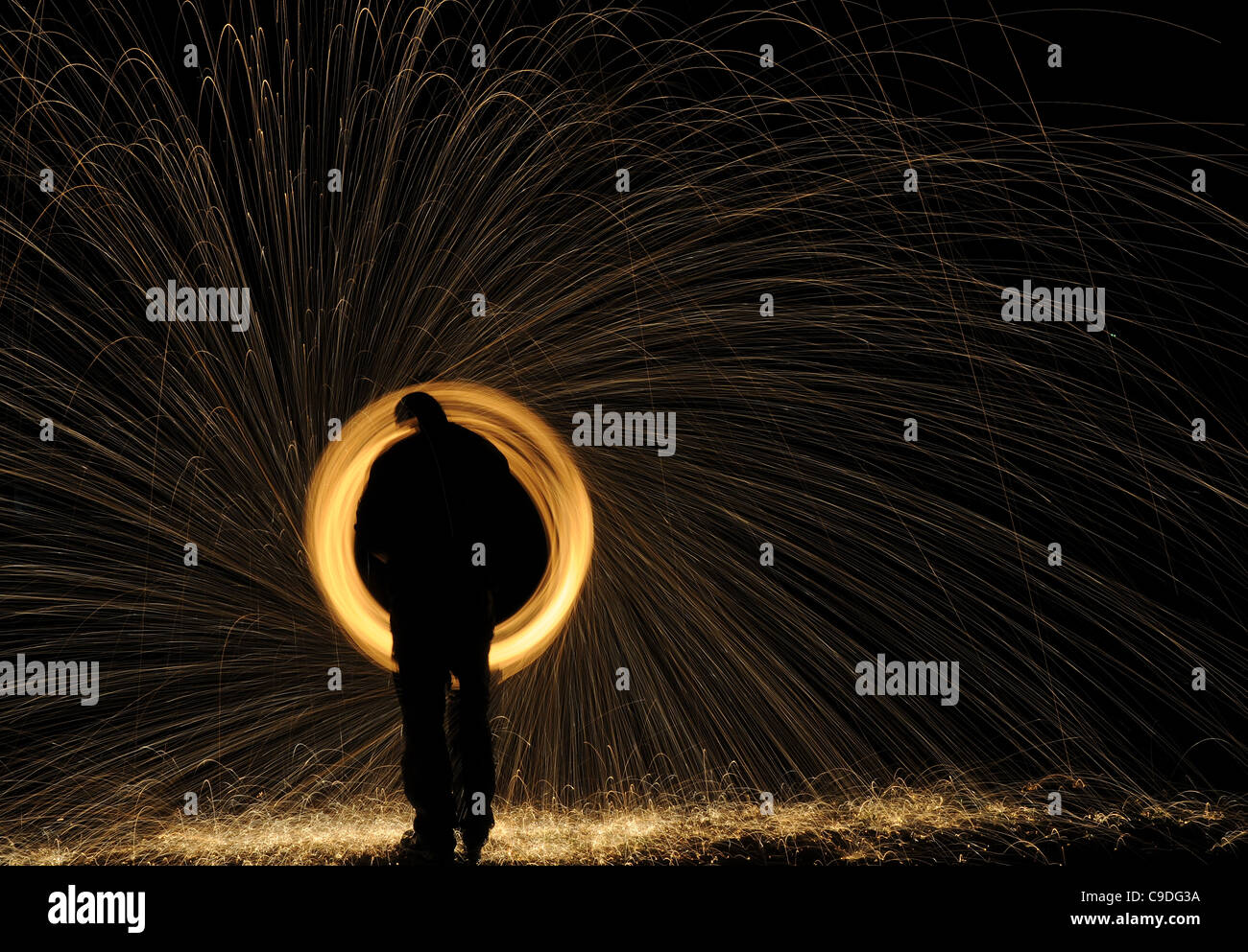 Spark hi-res stock photography and images - Alamy