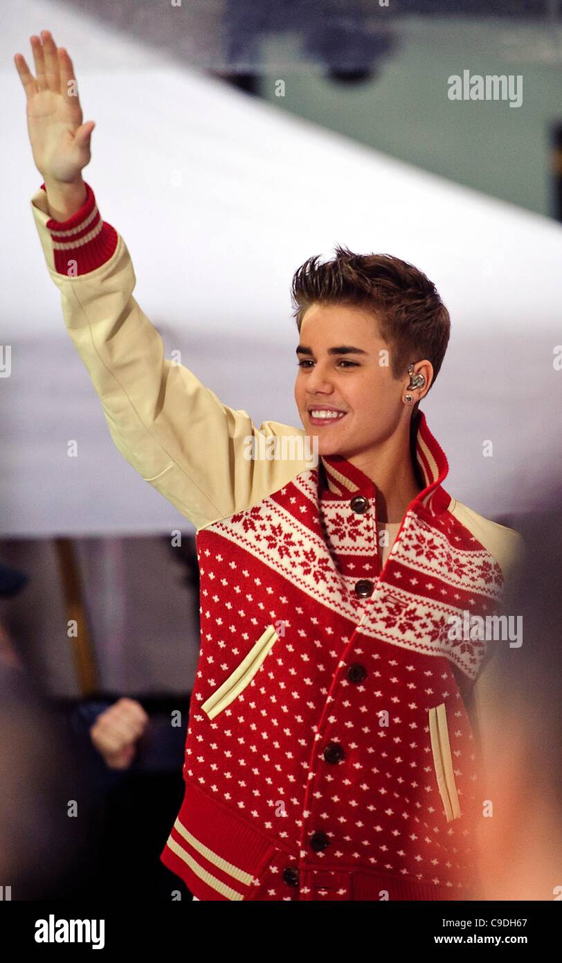 Justin Bieber on stage for NBC Today Show Concert with Justin Bieber ...