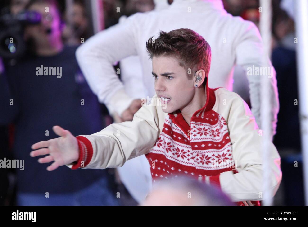 Justin Bieber on stage for NBC Today Show Concert with Justin Bieber ...