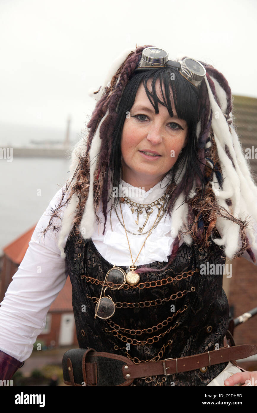 Goth woman at the Whitby Goth Festival, North Yorkshire Stock Photo - Alamy