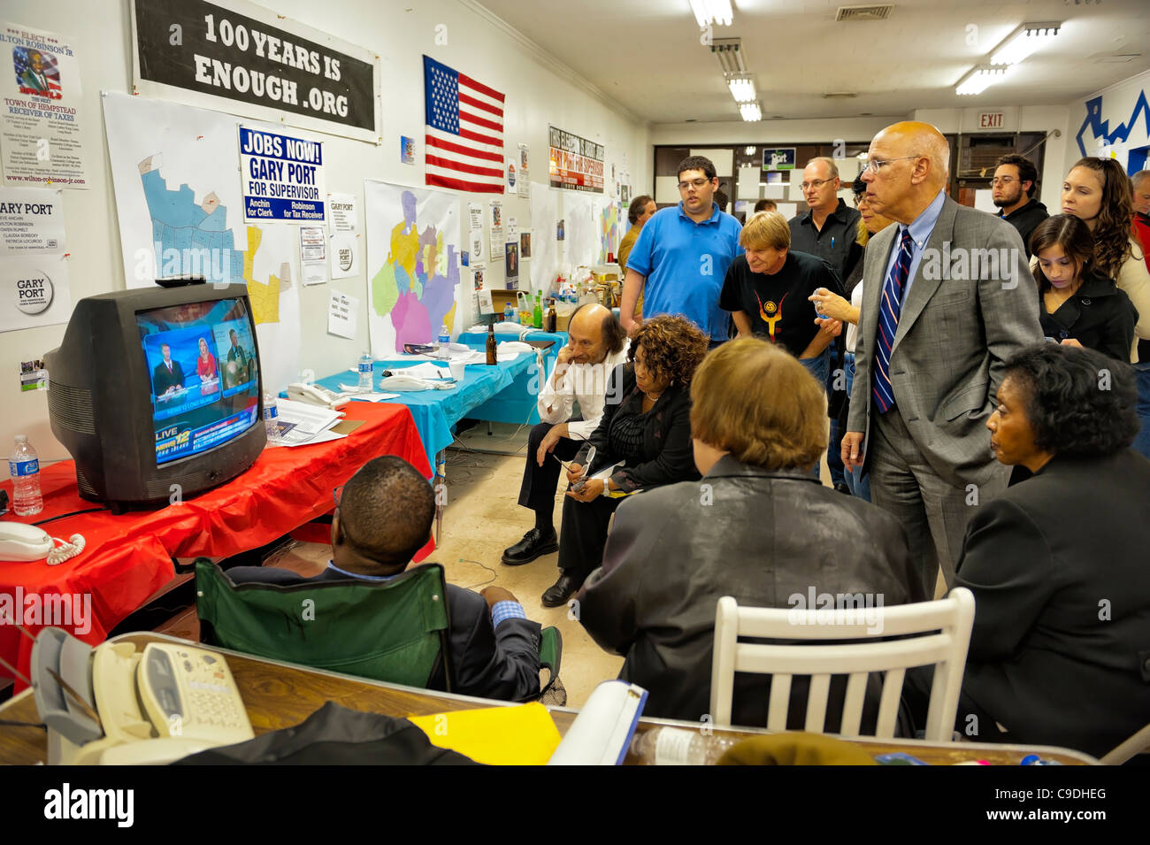 Democratic campaign headquarters hi-res stock photography and images ...