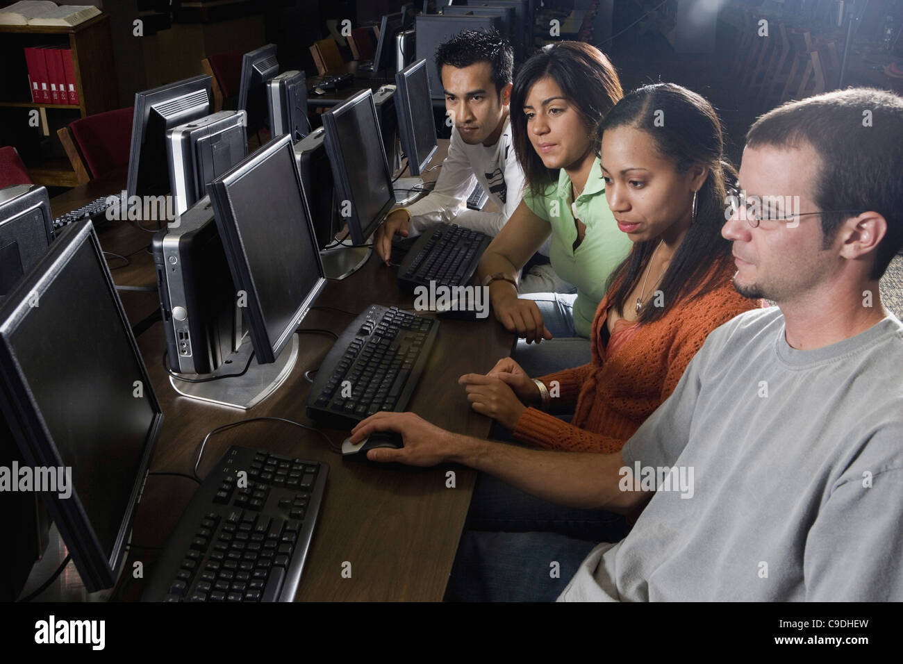 Dimly lit library hi-res stock photography and images - Alamy