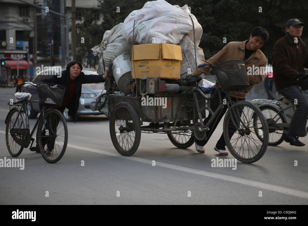 Peasant workers hi-res stock photography and images - Alamy