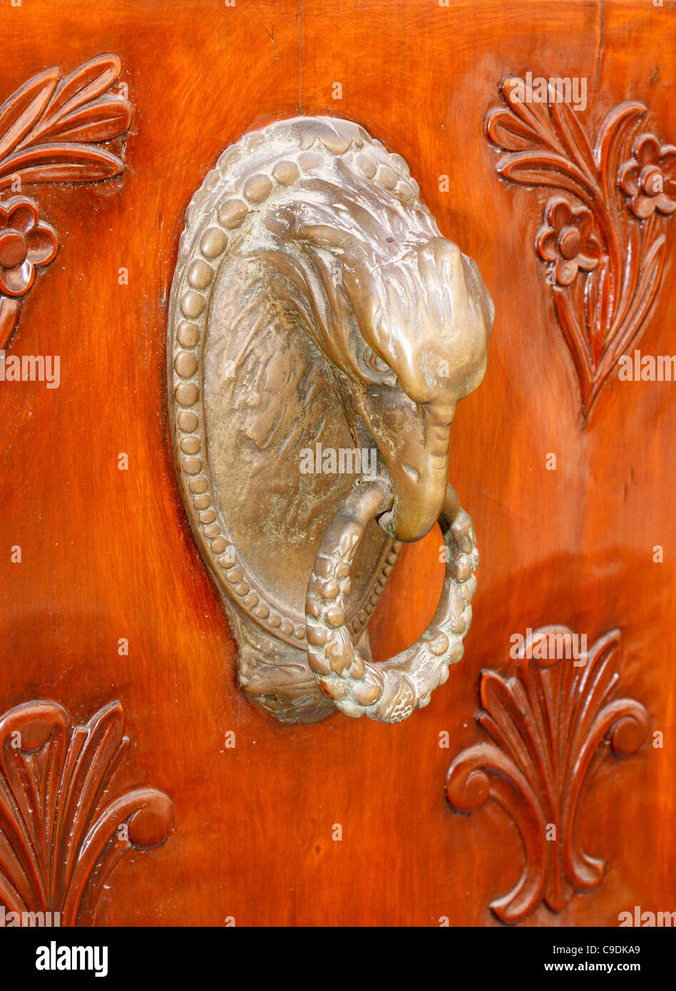 Eagle door knocker hi-res stock photography and images - Alamy
