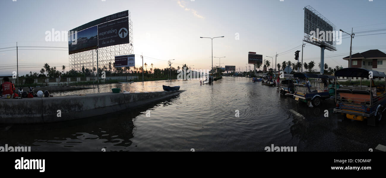Nonthaburi city thailand hi-res stock photography and images - Alamy