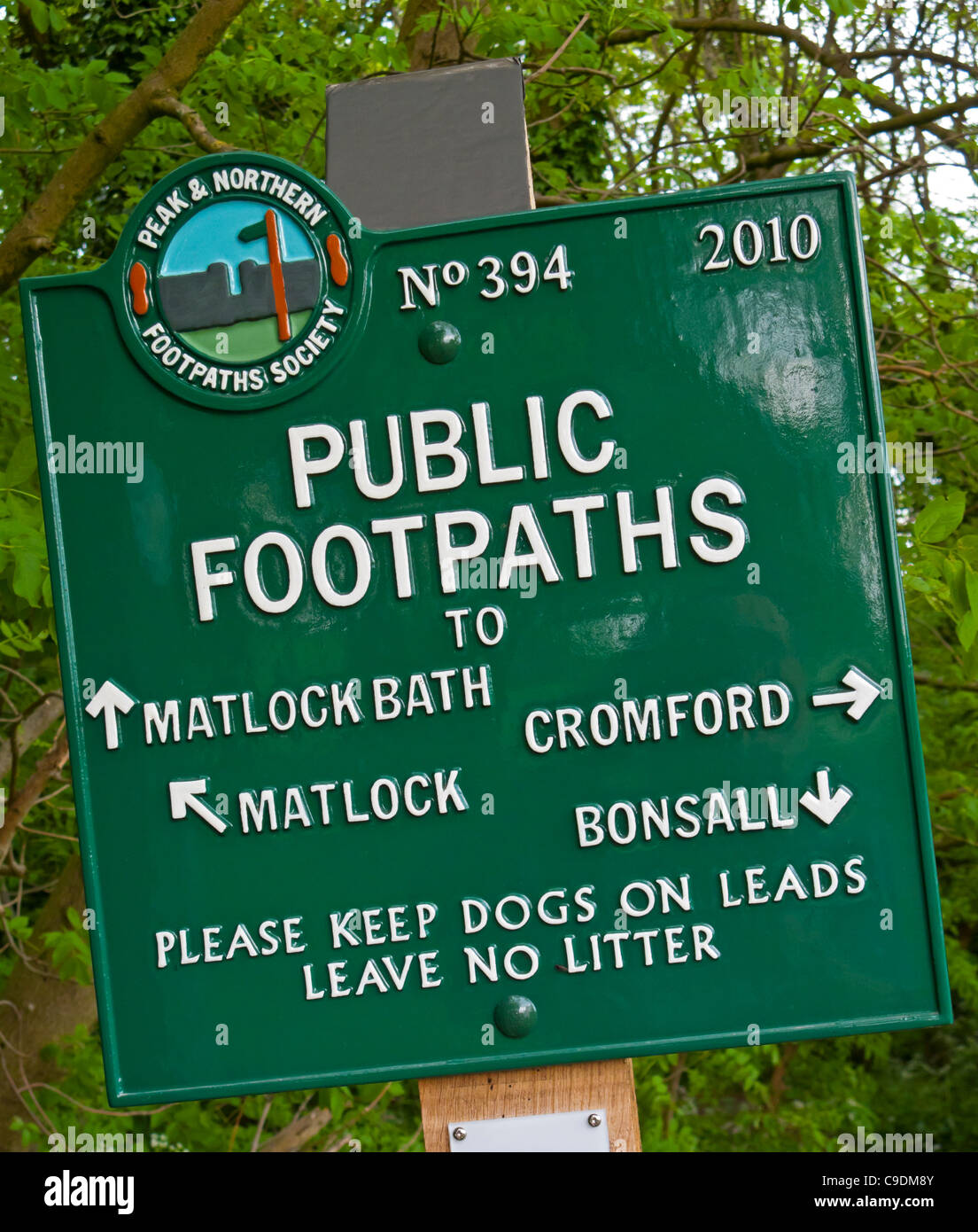 Footpaths hi-res stock photography and images - Alamy