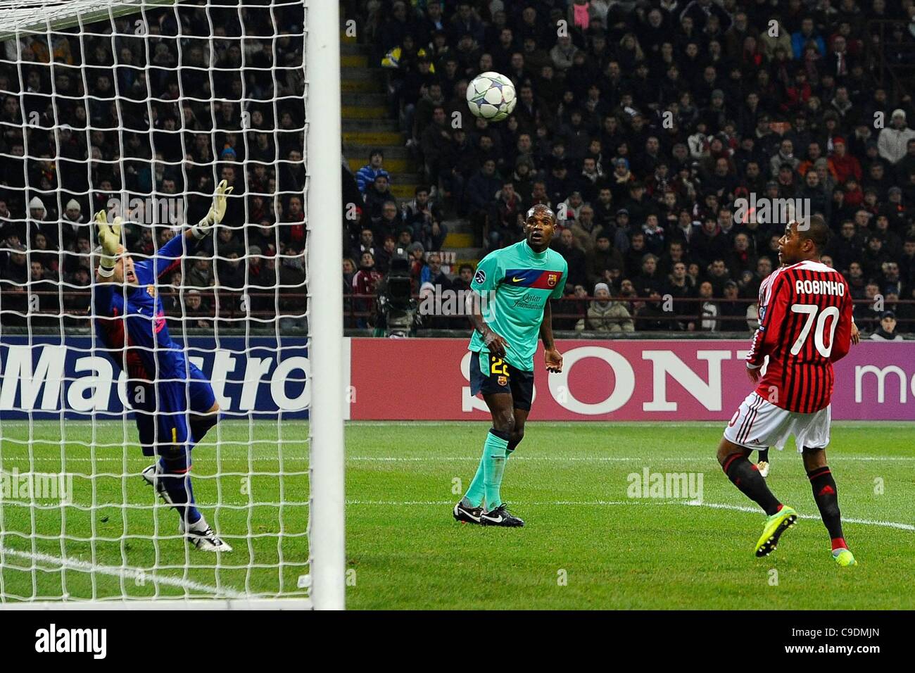 Robinho ac milan hi-res stock photography and images - Alamy