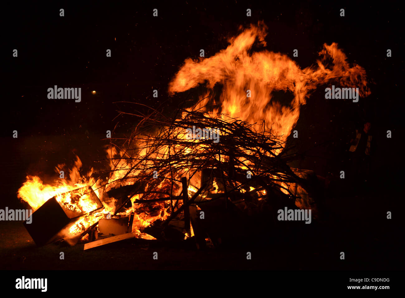 photo of a bonfire Stock Photo - Alamy