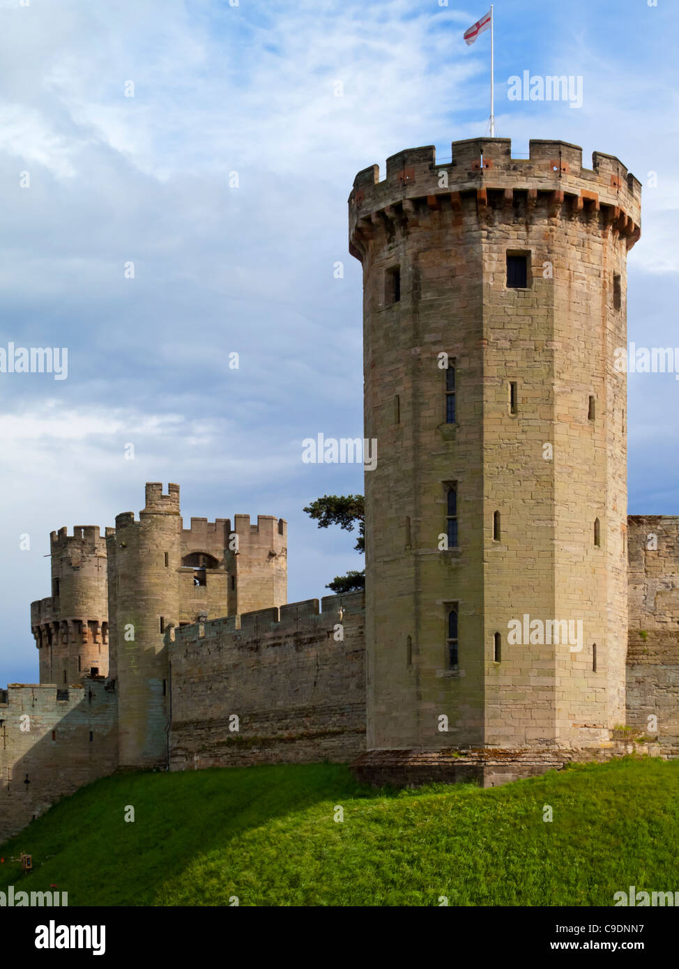 Warwick castle architecture hi-res stock photography and images - Alamy