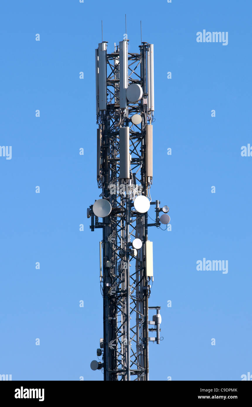 Mast transmitter hi-res stock photography and images - Alamy