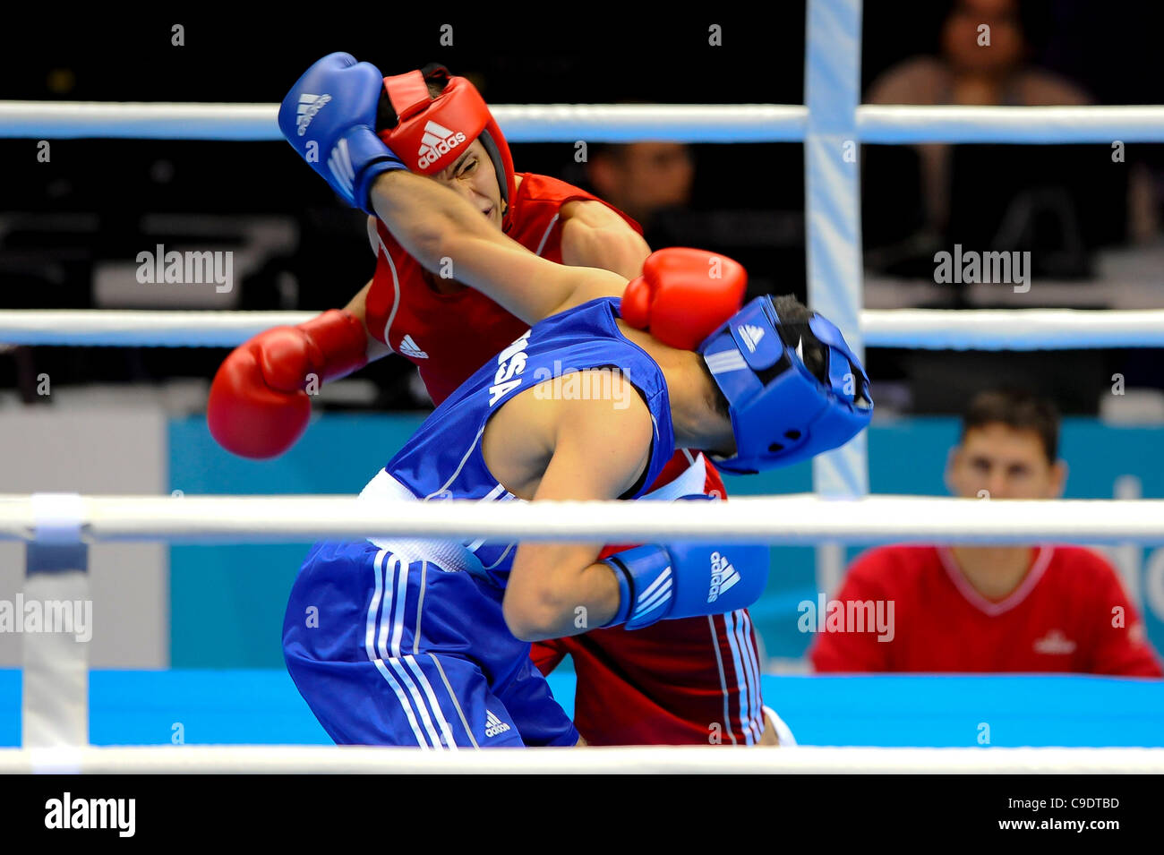 24.11.2011 London, England. Anthony Yigit (SWE - Red) fights Avak ...