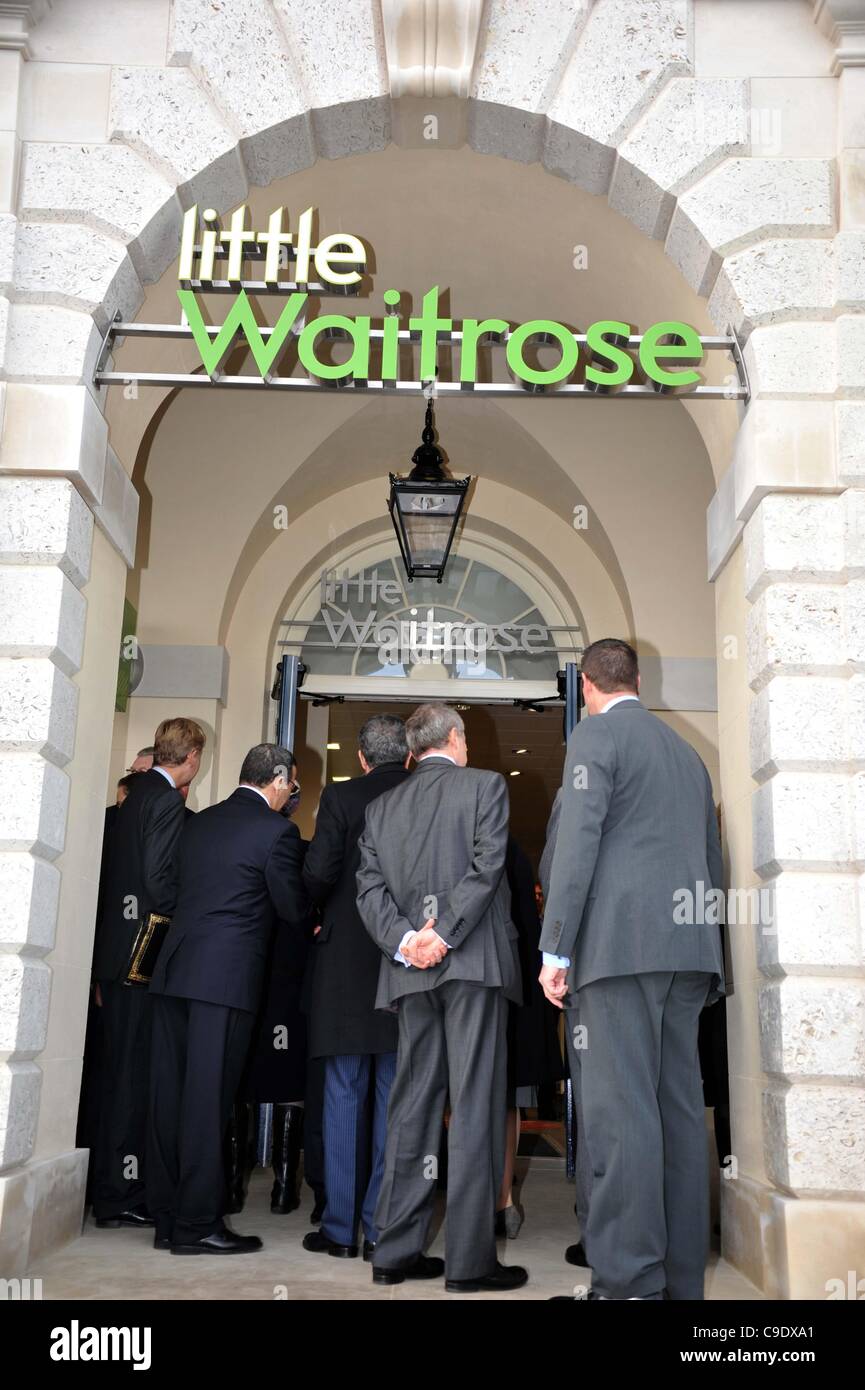 Little waitrose in poundbury uk hi-res stock photography and images - Alamy