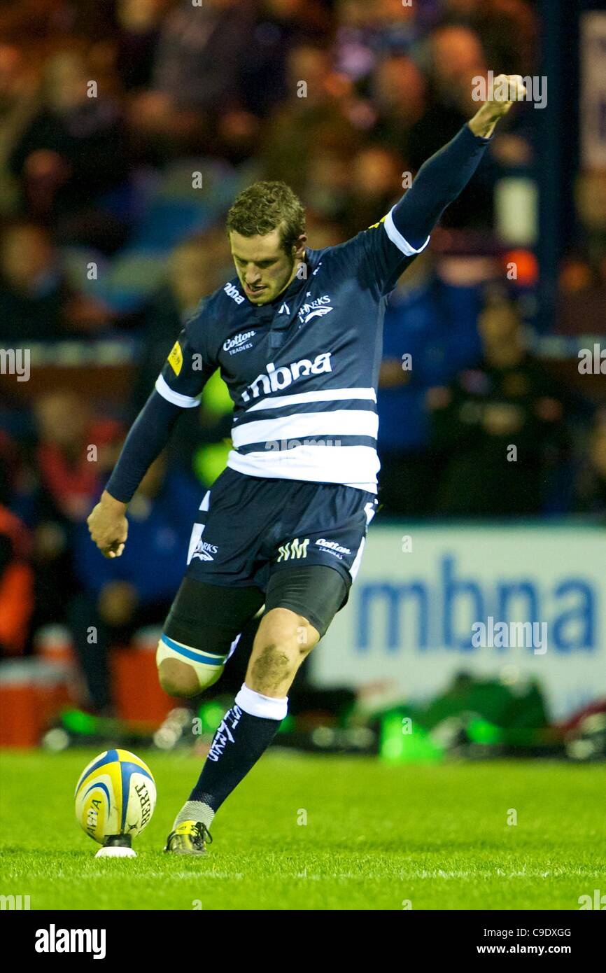 25.11.2011 Stockport, England. Sale Sharks fullback Nick Macloads in ...