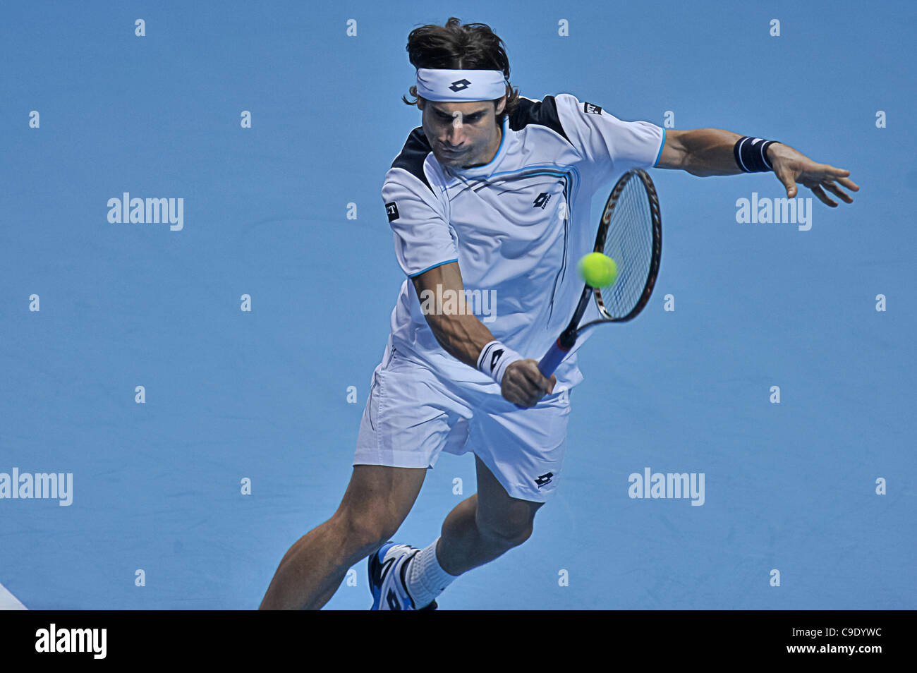 Roger federer backhand hi-res stock photography and images - Alamy