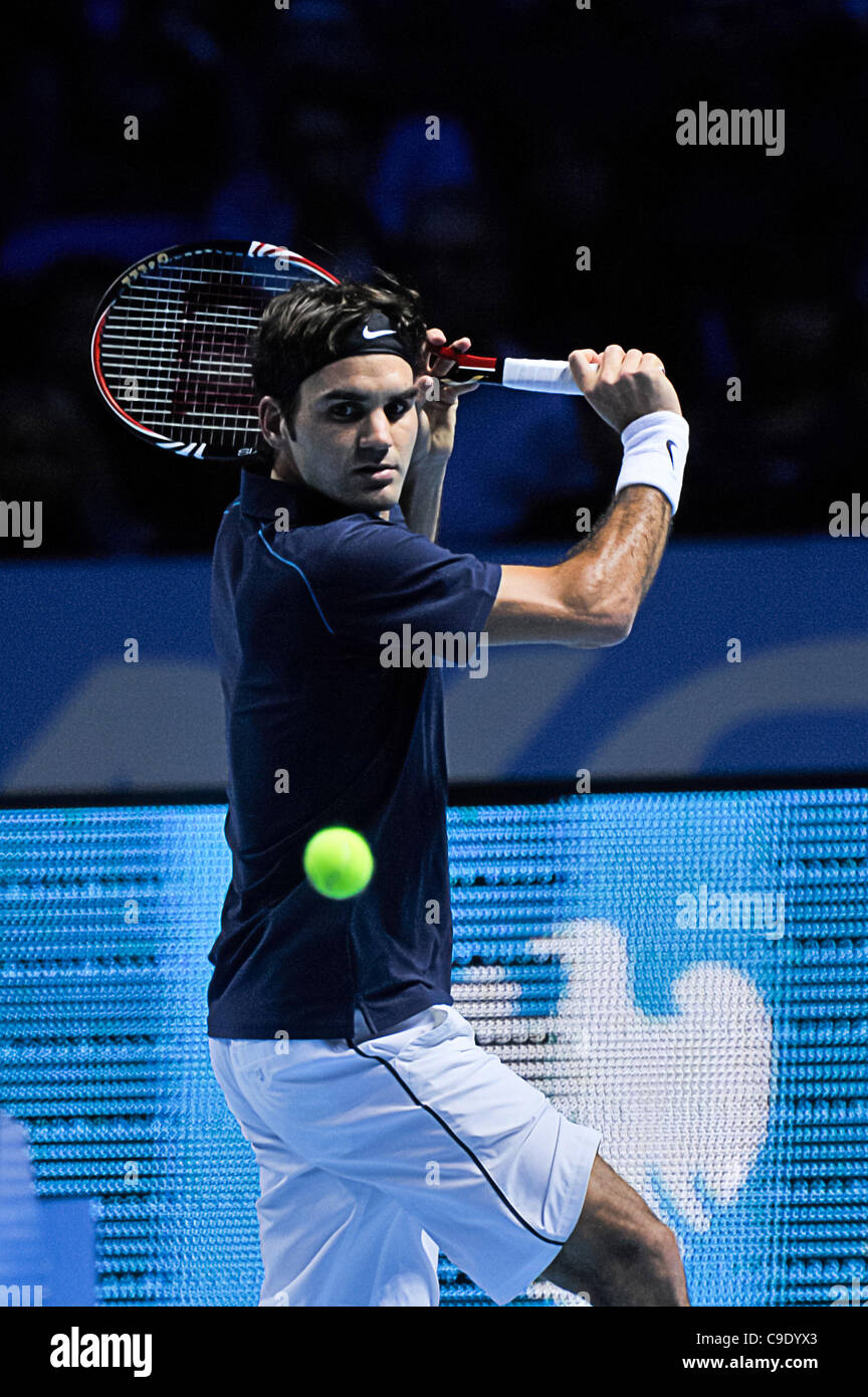 Roger federer backhand hi-res stock photography and images - Alamy