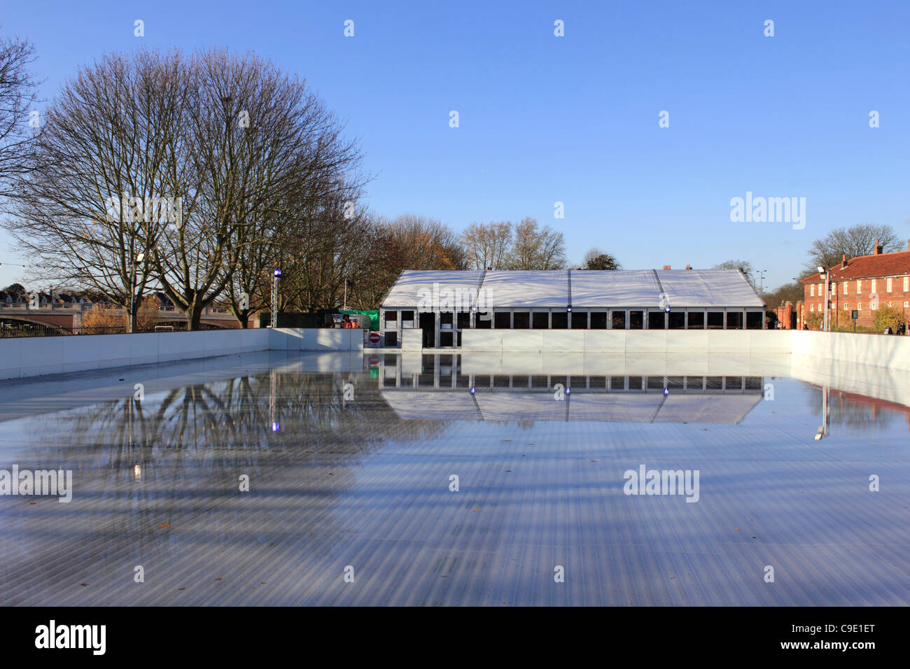 Ice rink at Hampton Court Palace closed as unseasonably warm weather ...