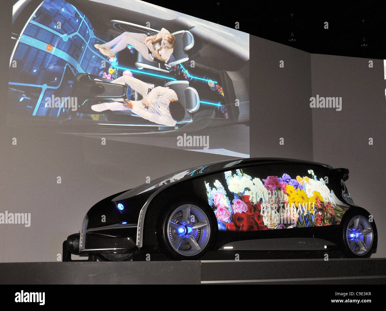 Futuristic car hi-res stock photography and images - Alamy