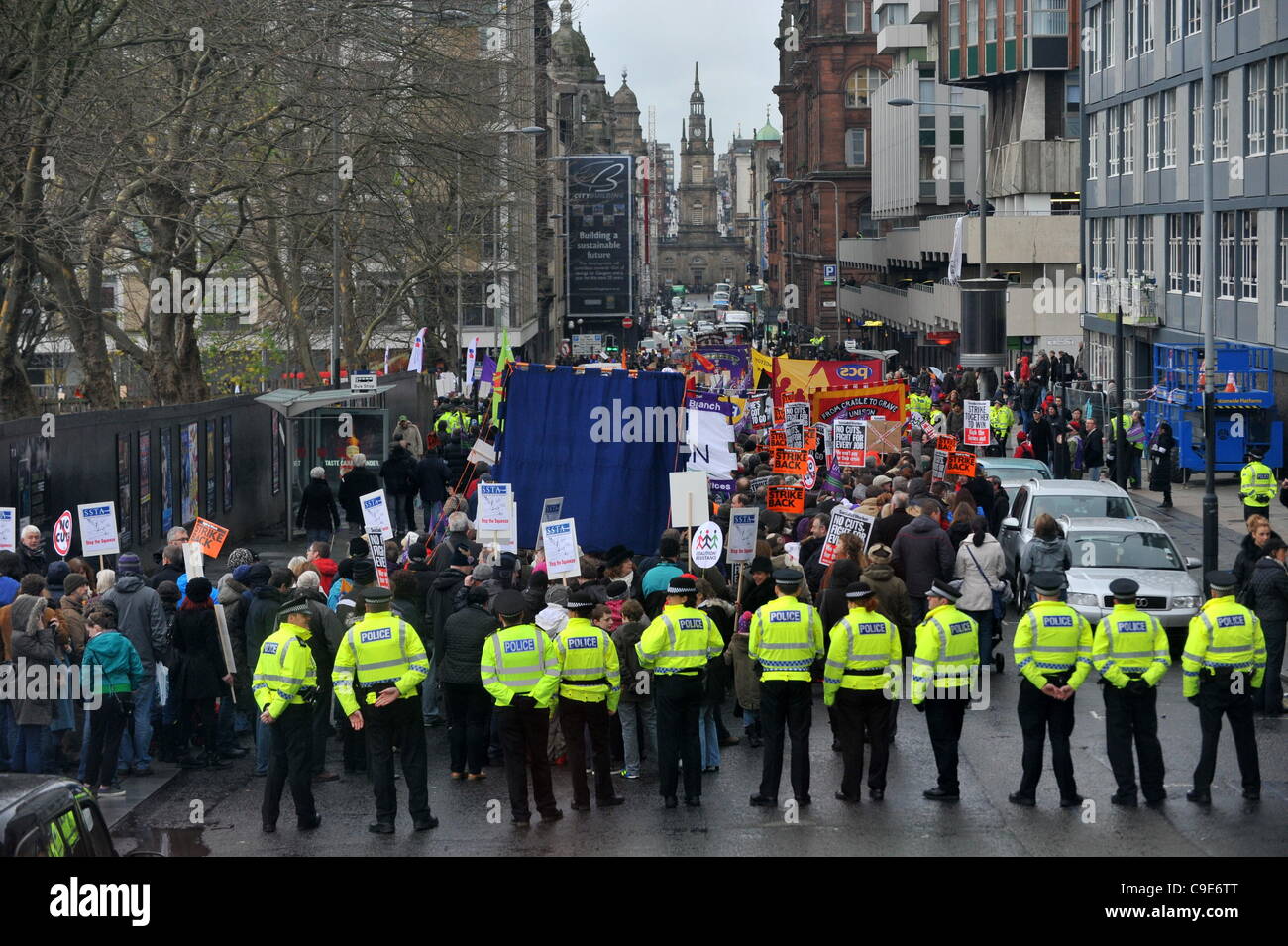 Cordon off hi-res stock photography and images - Alamy