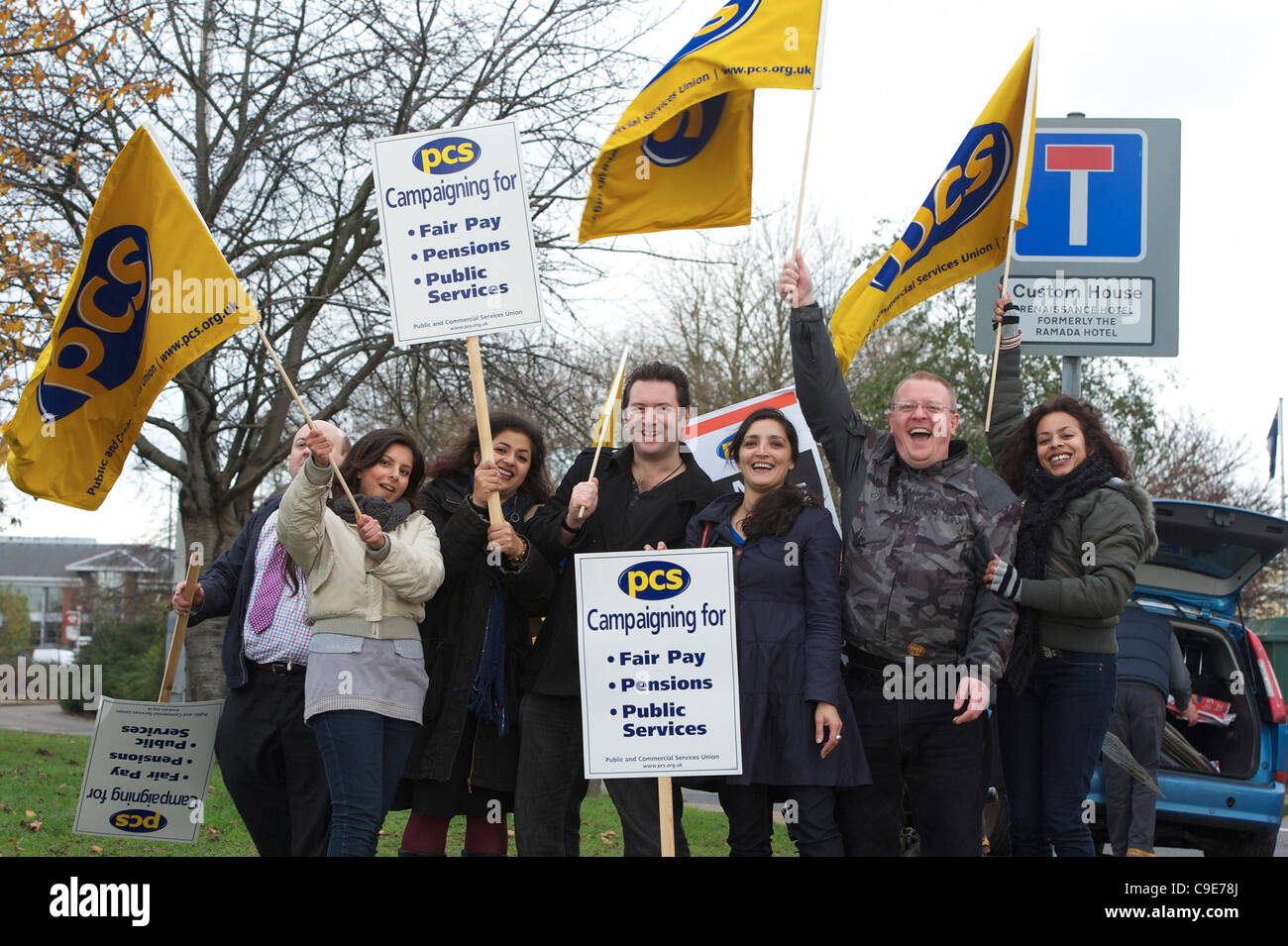 Heathrow customs hi-res stock photography and images - Alamy