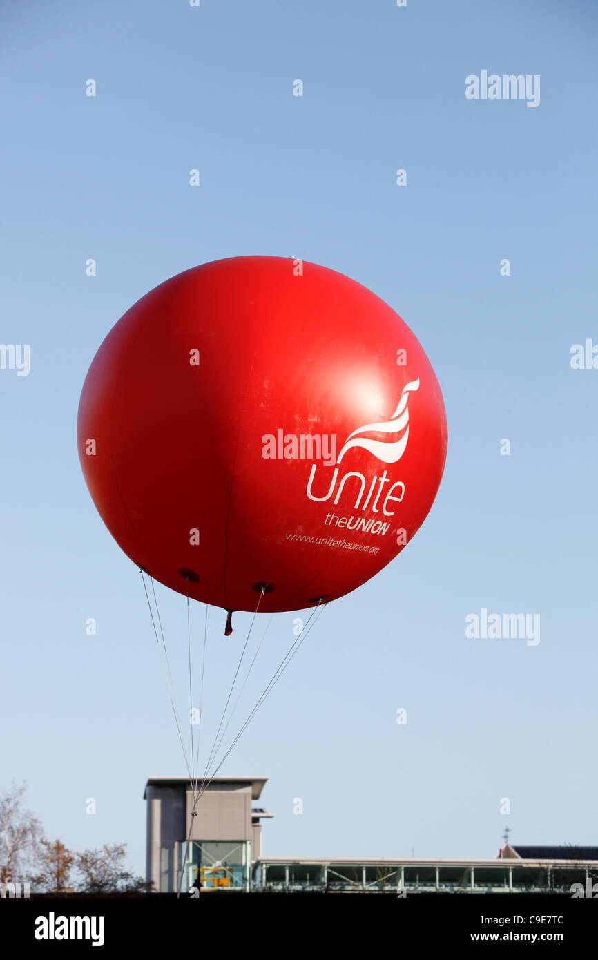 Unite union balloon hi-res stock photography and images - Alamy