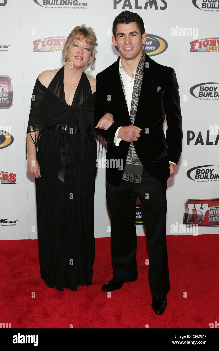 Suzette Howe (Mother), Dominick Cruz in attendance for 4th Annual ...