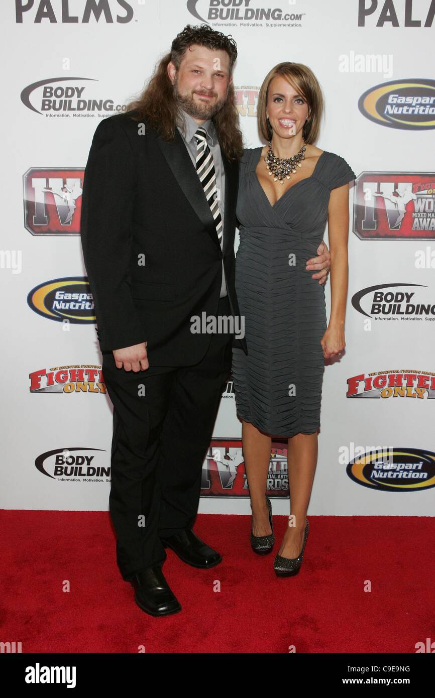 Roy Nelson, Jessy Nelson in attendance for 4th Annual Fighters Only ...