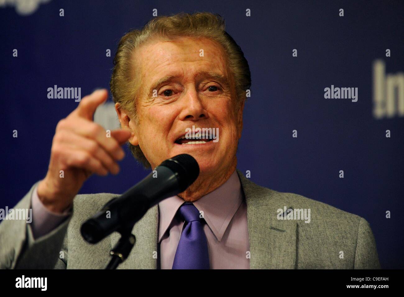 Manulife centre hi-res stock photography and images - Alamy