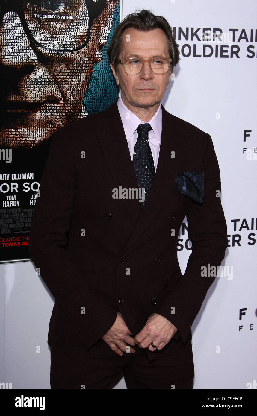 GARY OLDMAN TINKER TAILOR SOLDIER SPY. LOS ANGELES PREMIERE HOLLYWOOD ...