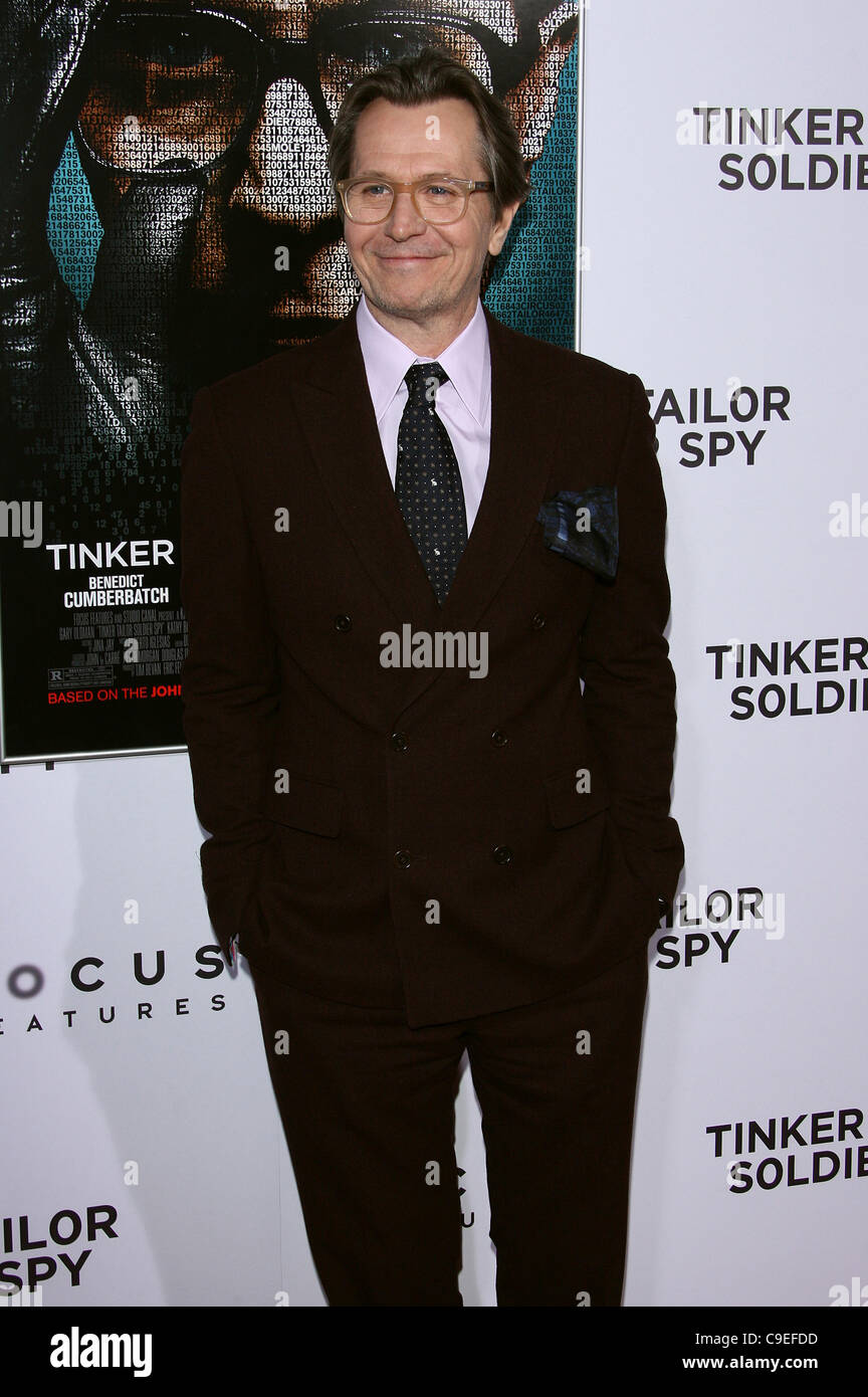 GARY OLDMAN TINKER TAILOR SOLDIER SPY. LOS ANGELES PREMIERE HOLLYWOOD ...