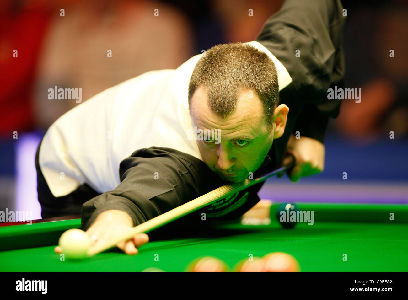 Mark williams uk snooker championship hi-res stock photography and ...