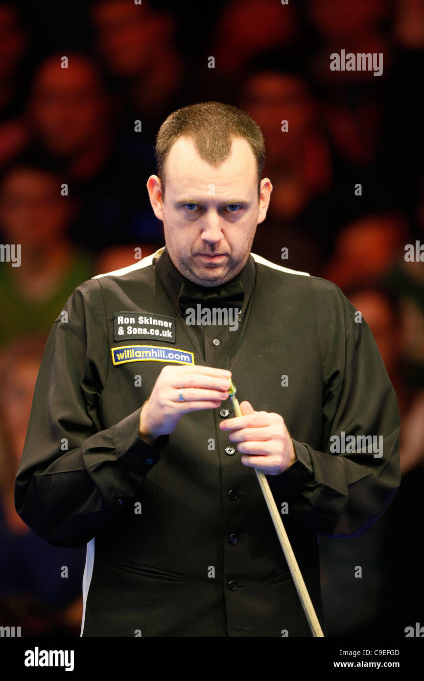 MARK WILLIAMS UK SNOOKER CHAMPIONSHIP YORK BARBICAN YORK ENGLAND 07 ...