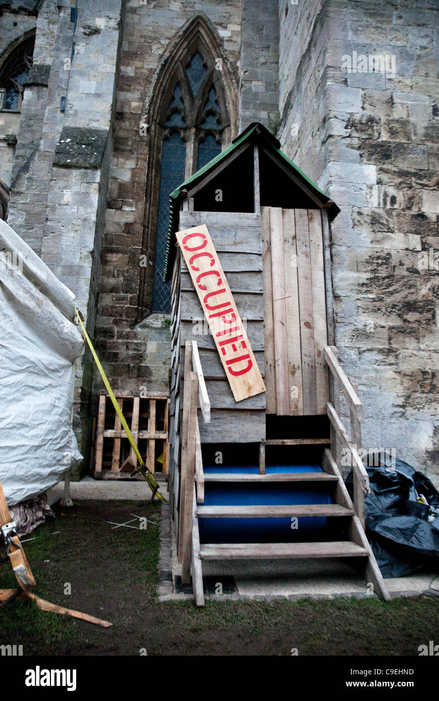 The new toilet at the Occupy Exeter Camp on Exeter Cathedral Green ...