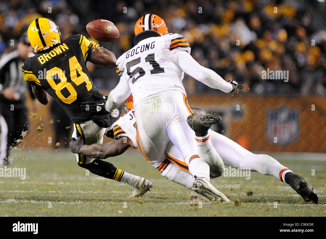 Ben brown nfl hi-res stock photography and images - Alamy