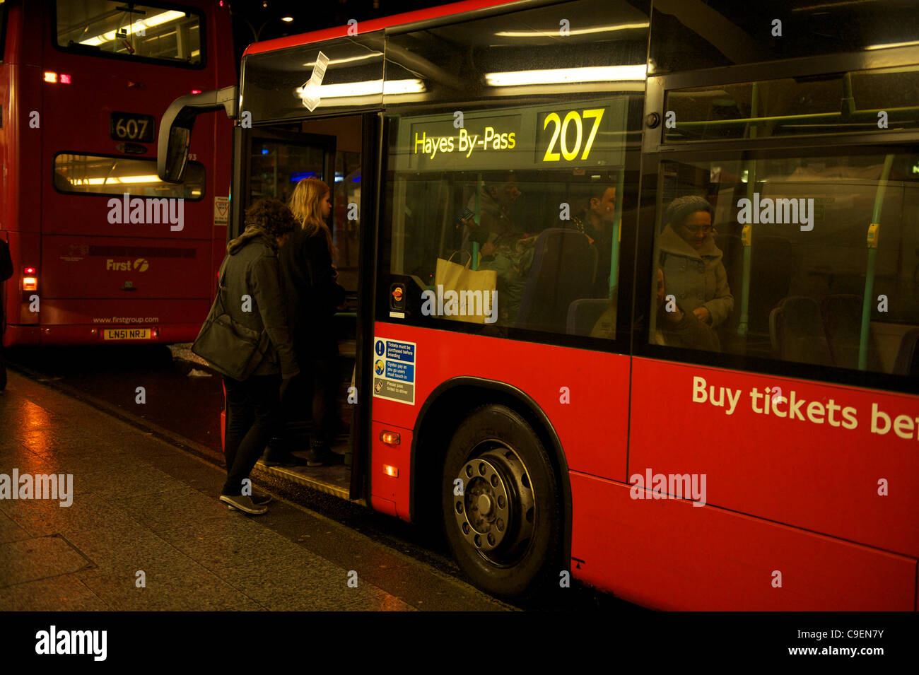 Final days of the bendy Bus: A route 207 bendy bus is seen on 8th ...