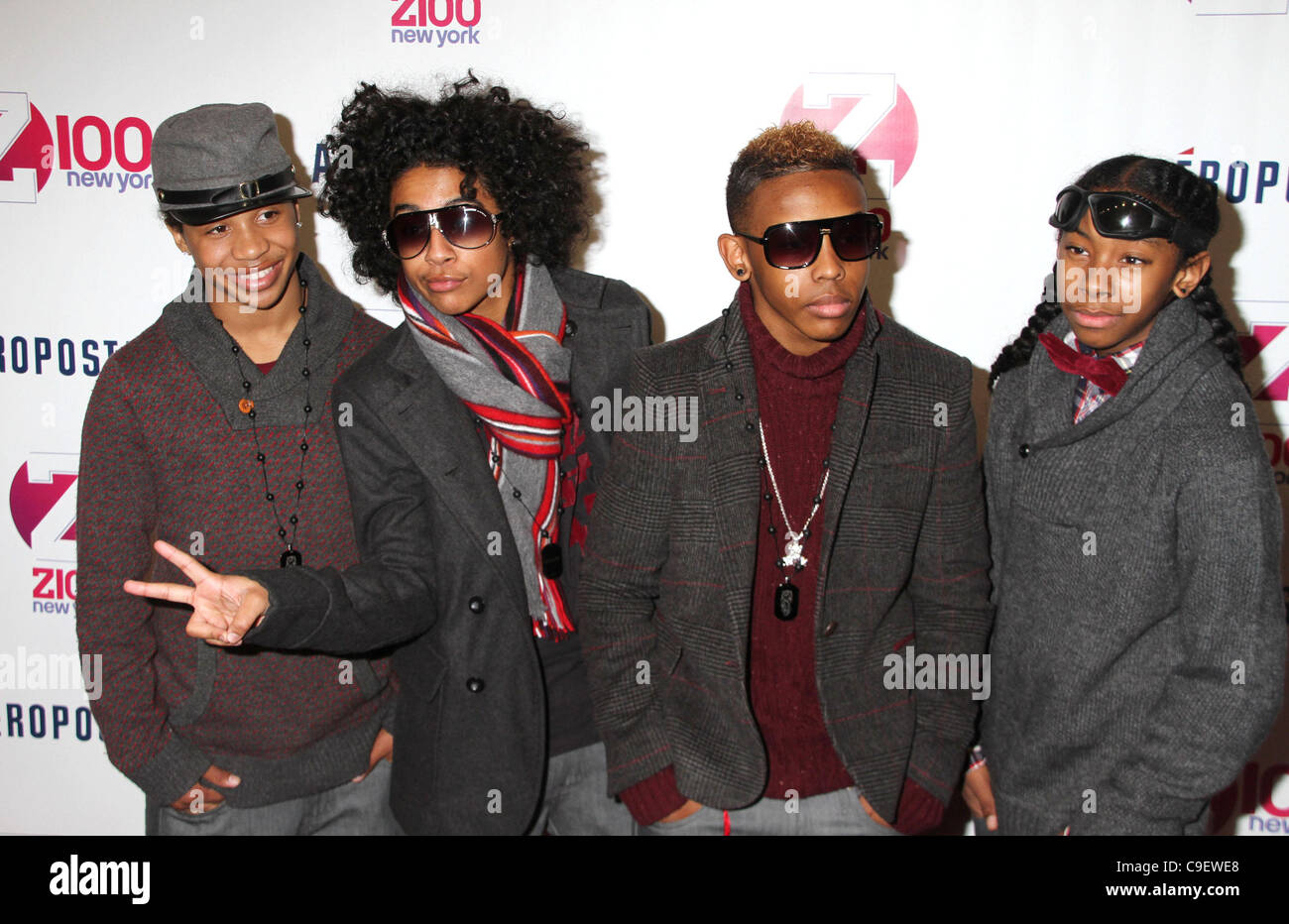 Mindless behavior hi-res stock photography and images - Alamy