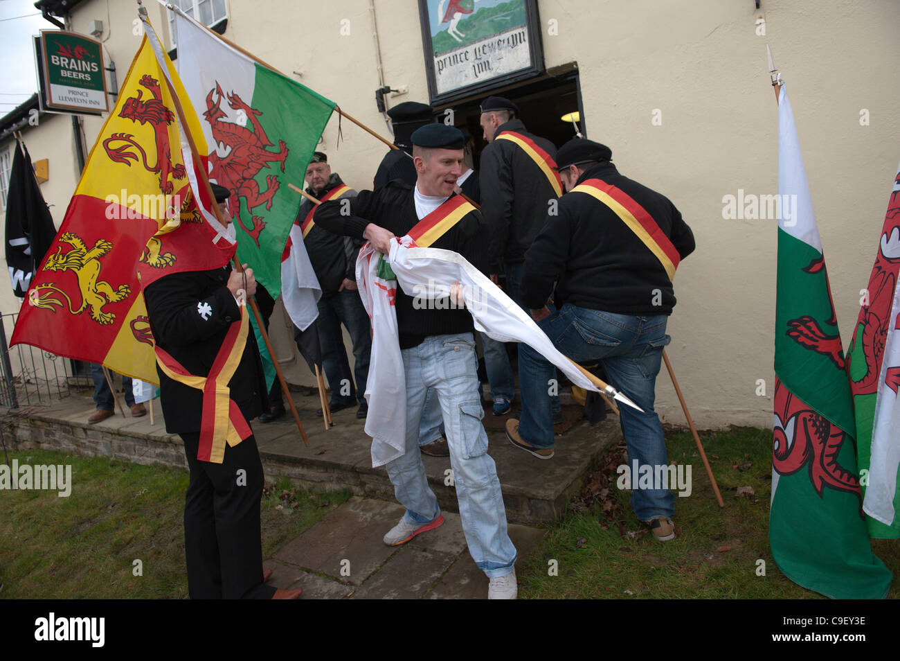 Welsh Nationalists carrying flags of the Welsh ruler Owain Glyndwr are ...