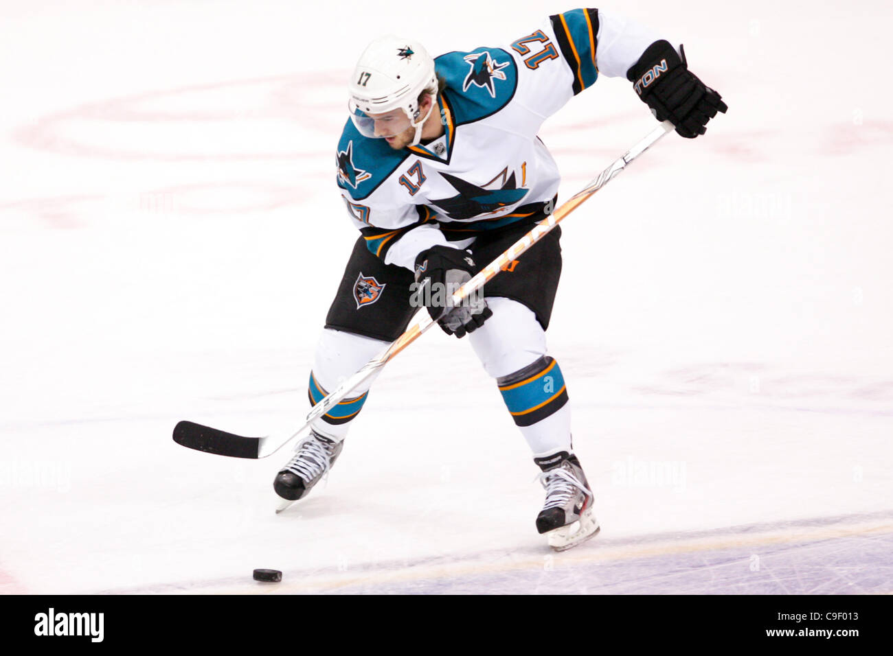 Dec. 10, 2011 - Saint Louis, Missouri, U.S - San Jose Sharks left wing ...