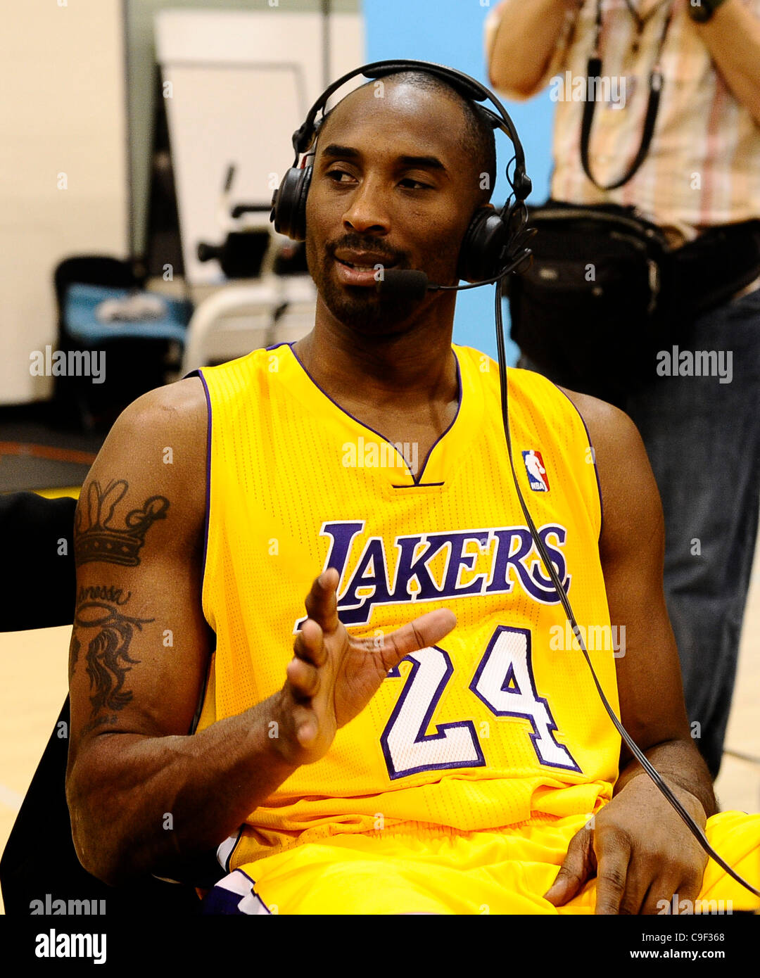 Dec 11,2011 - El Segundo, California, USA. Laker Kobe Bryant talks ...